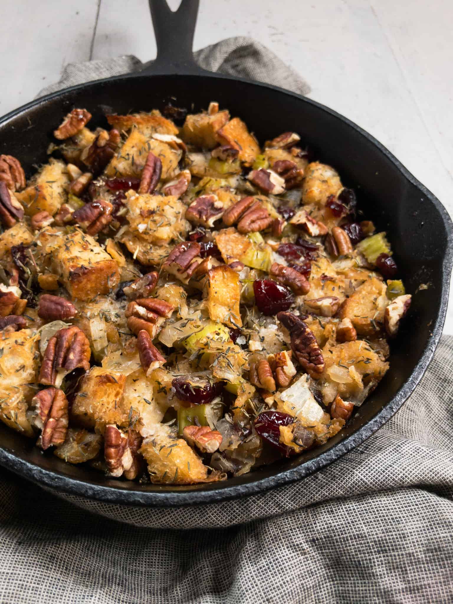 Easy Cranberry and Pecan Dressing - Vegan - The Virtual Caterer