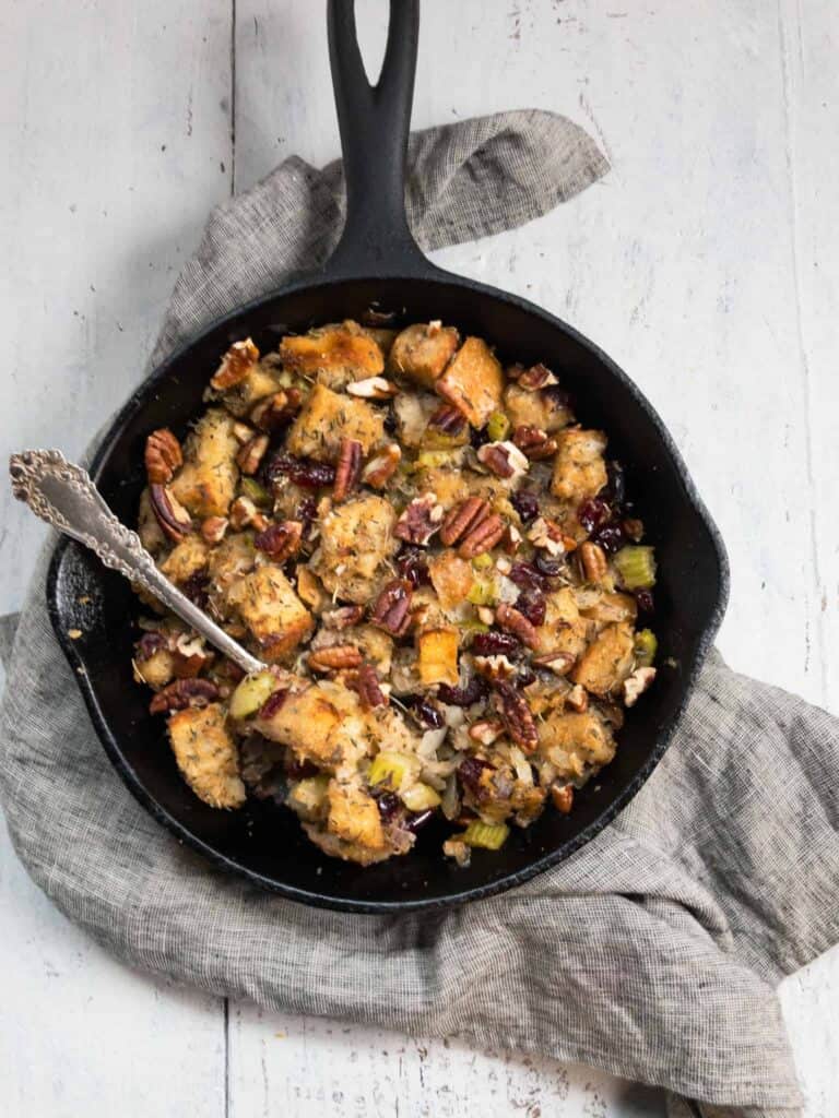 Easy Cranberry and Pecan Dressing - Vegan - The Virtual Caterer