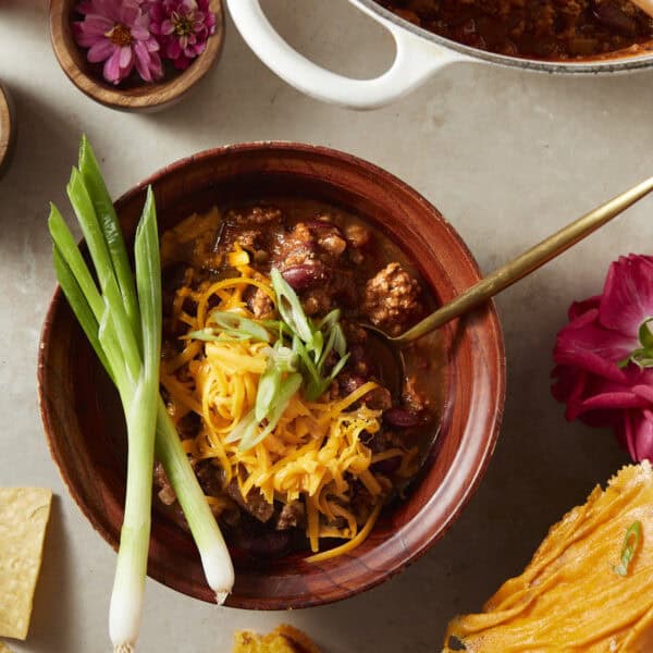 Dad's Easy Chili Recipe (With A Classic Secret Ingredient) - The ...
