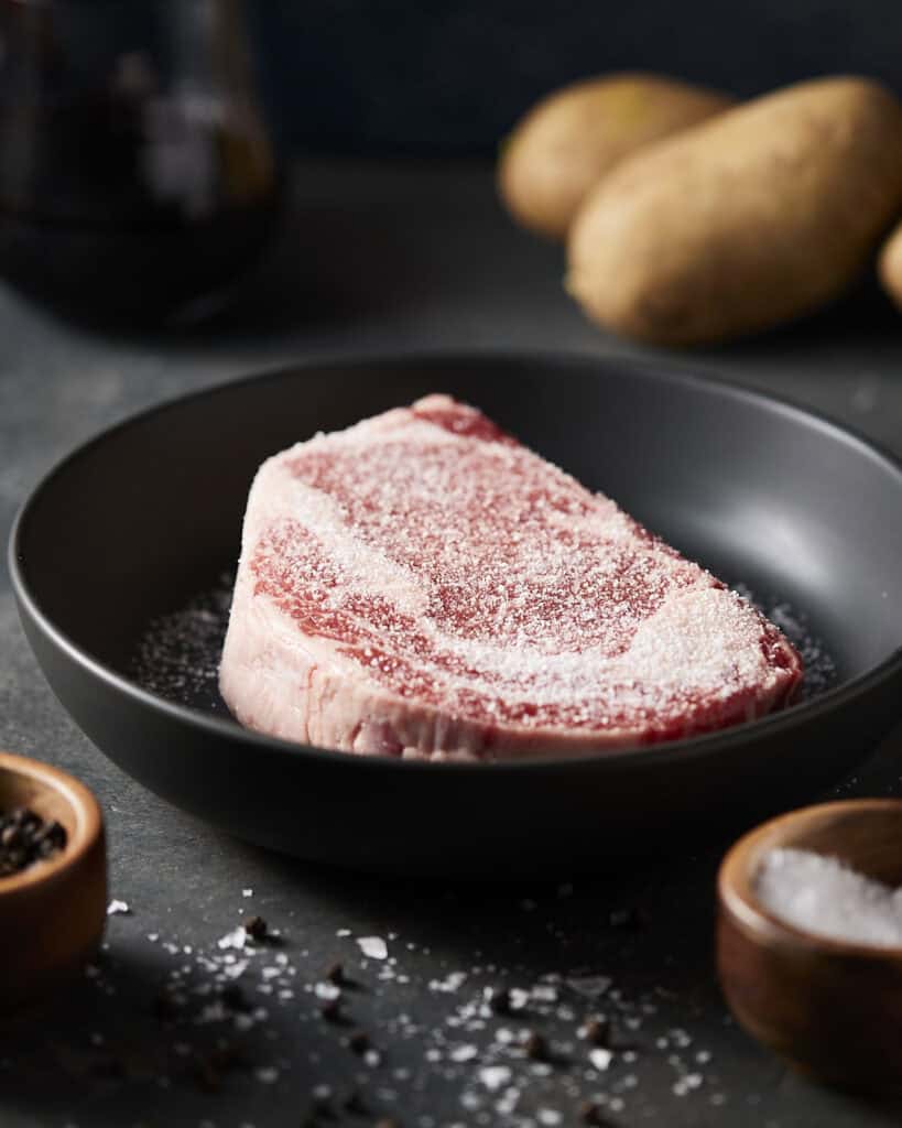 Perfect Blackened Steak (With Easy Chef's Tips!) - The Virtual Caterer